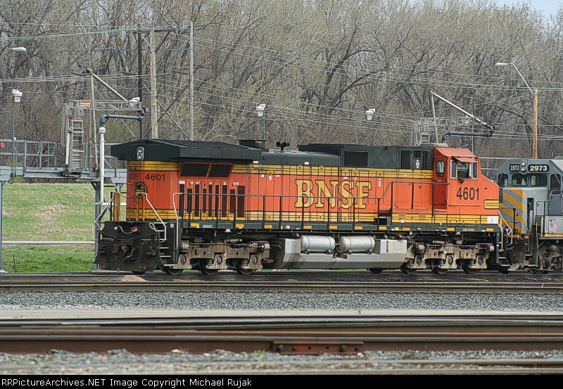 BNSF 4601